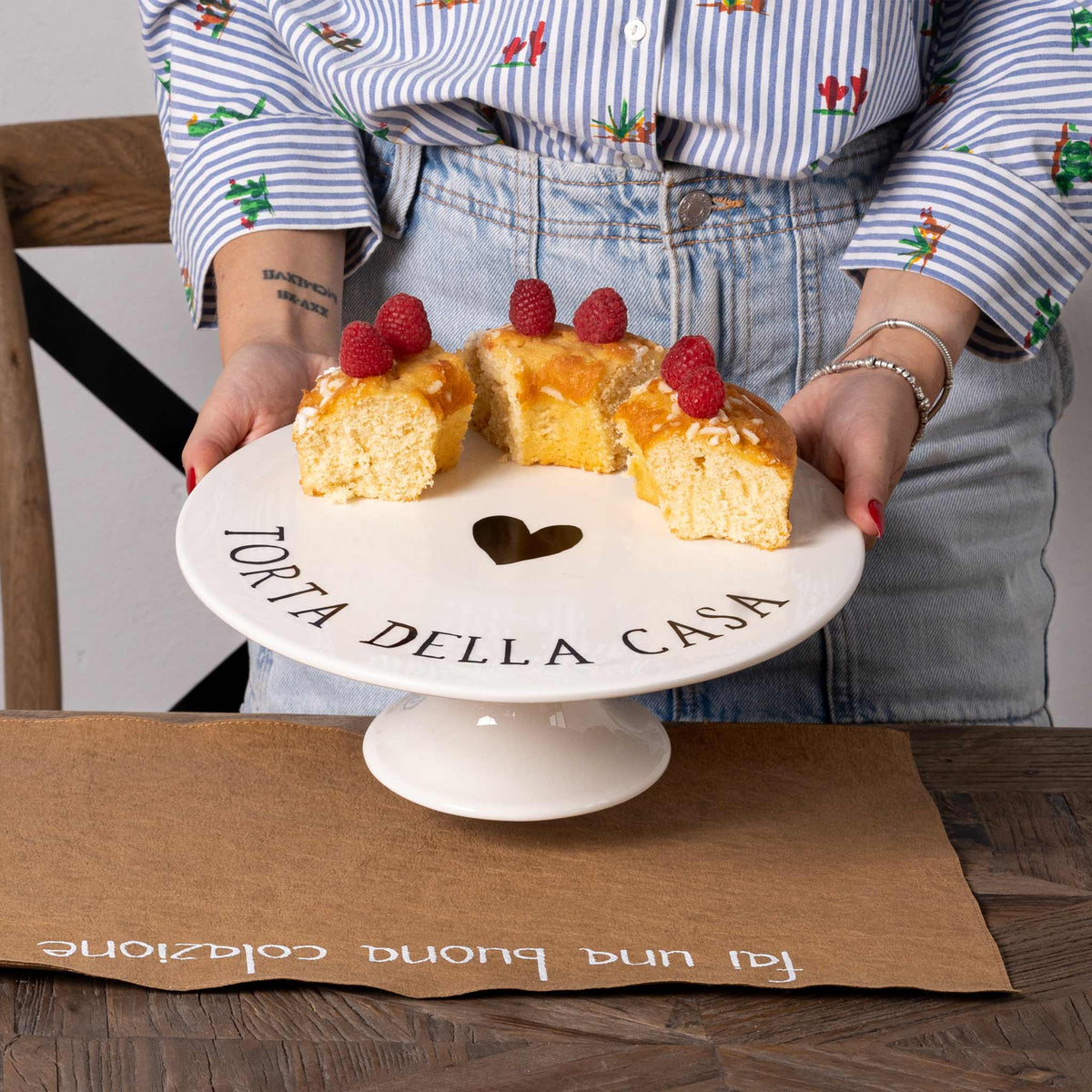 Stoneware Cake And Cake Riser House Cake — Simple Day